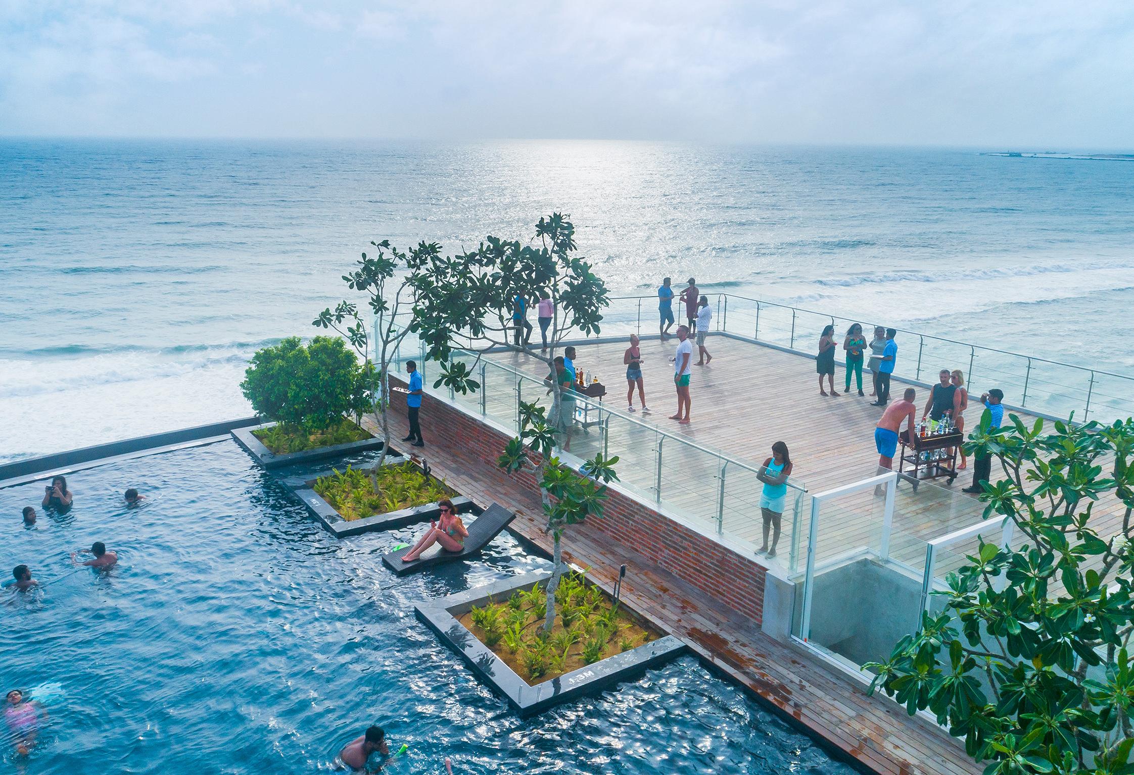 nice beaches colombo