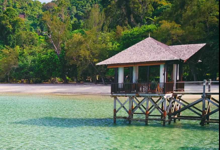 Bungaraya Island Resort, in Kota Kinabalu, Malaysia - I Prefer