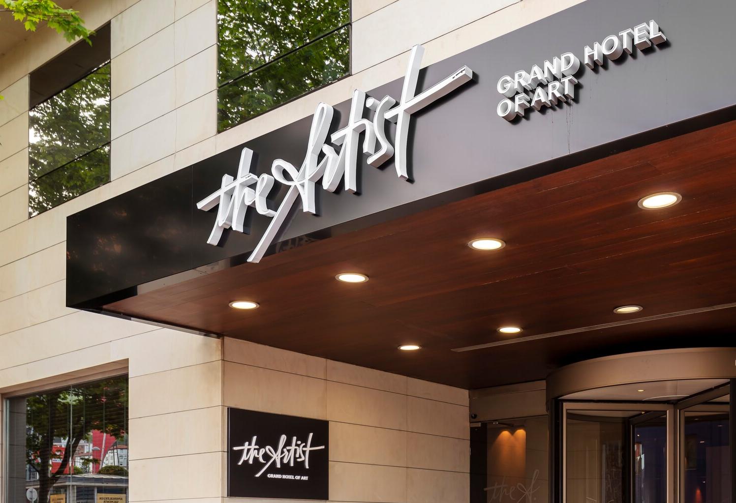 The Artist Grand Hotel of Art, in Bilbao, Spain - I Prefer